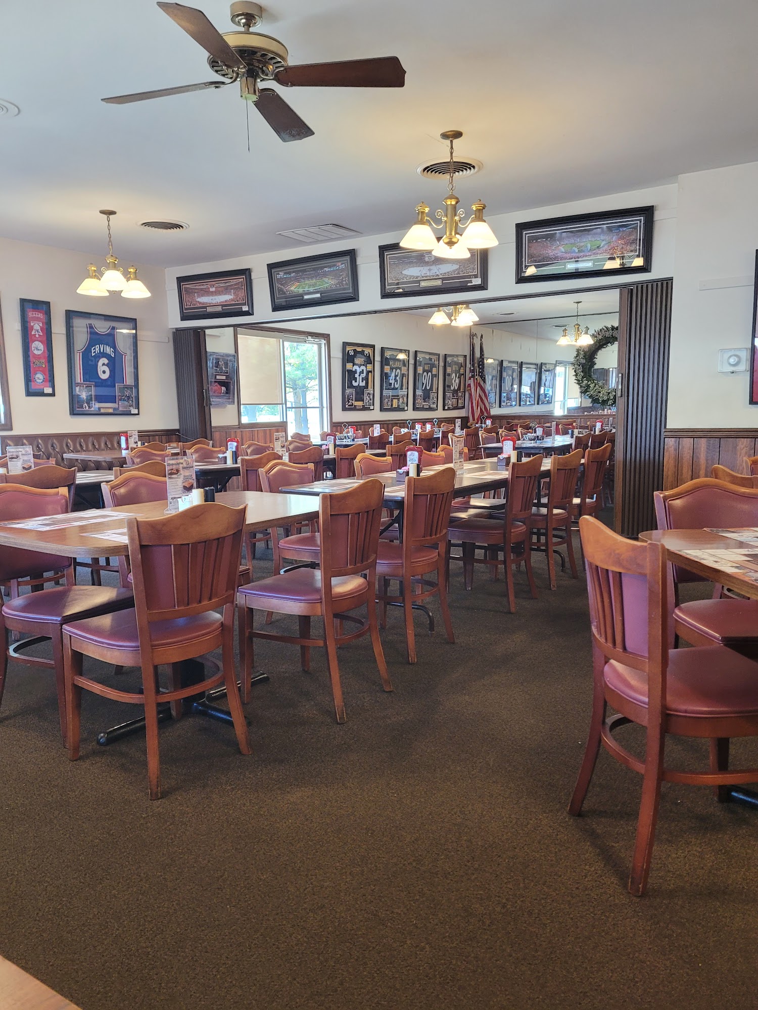 Quentin Haus - Family restaurant in Lebanon - Website